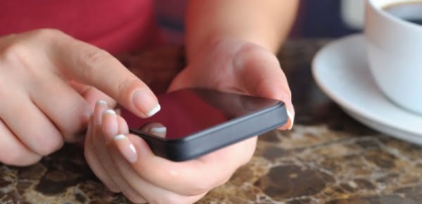 Pro Tips On Choosing A Money Saving Mobile Plan | iMoney